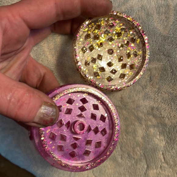 Hand Crafted | Art | Handmade Resin Flower Grinder Rainbow Unicorn ...